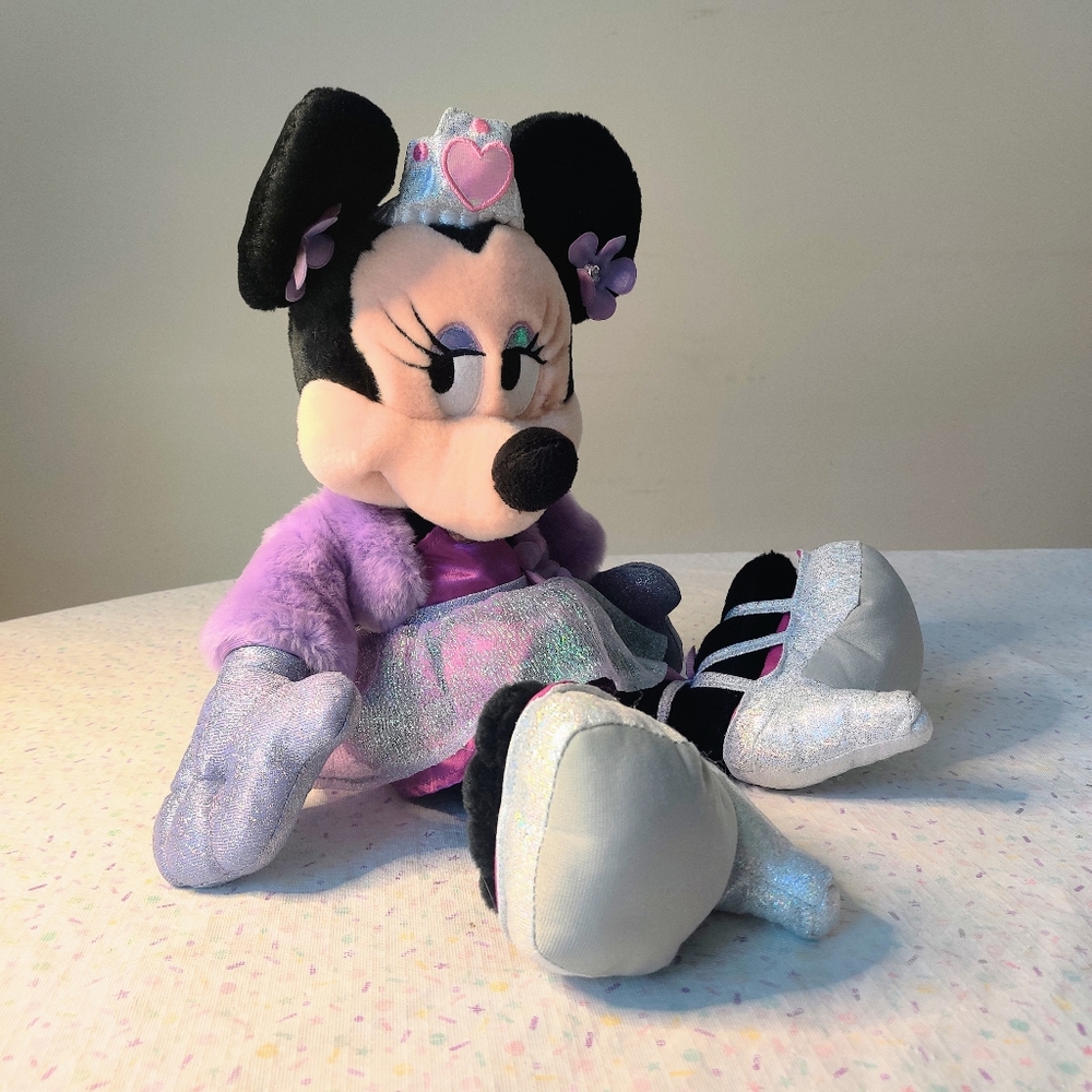 Minnie Mouse Plush 16" - Gem